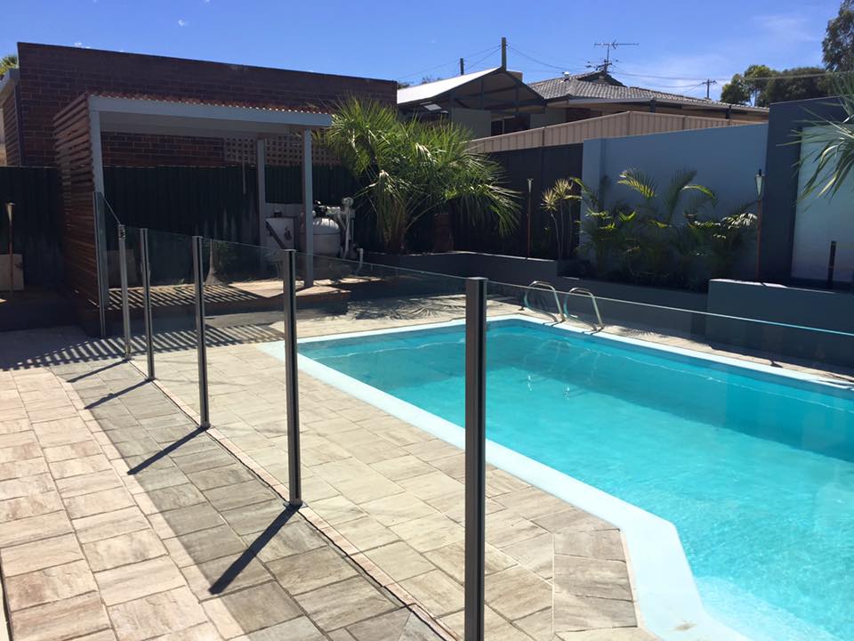 Aluminium Semi Frameless Pool Fence Post Kit – UFENCEIT